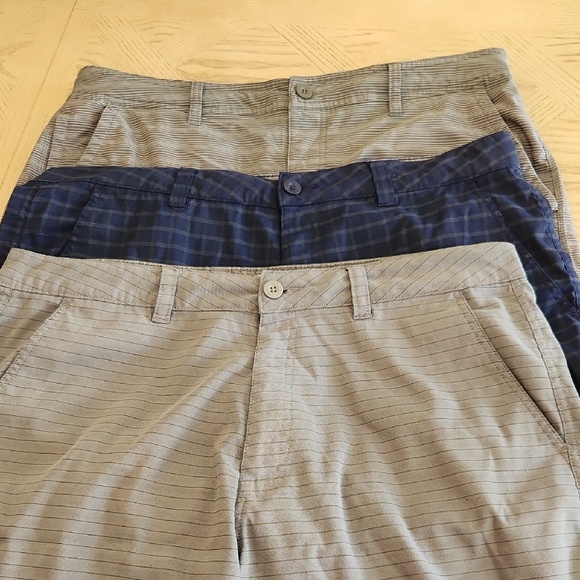 Hang Ten | Shorts | Hang Ten Mens Classic Chinos Lot Of Three3 Blue ...